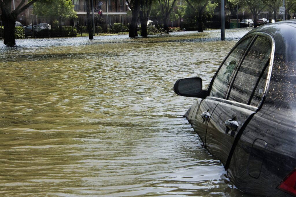 Auto technology advances may complicate hurricane response | Sedgwick
